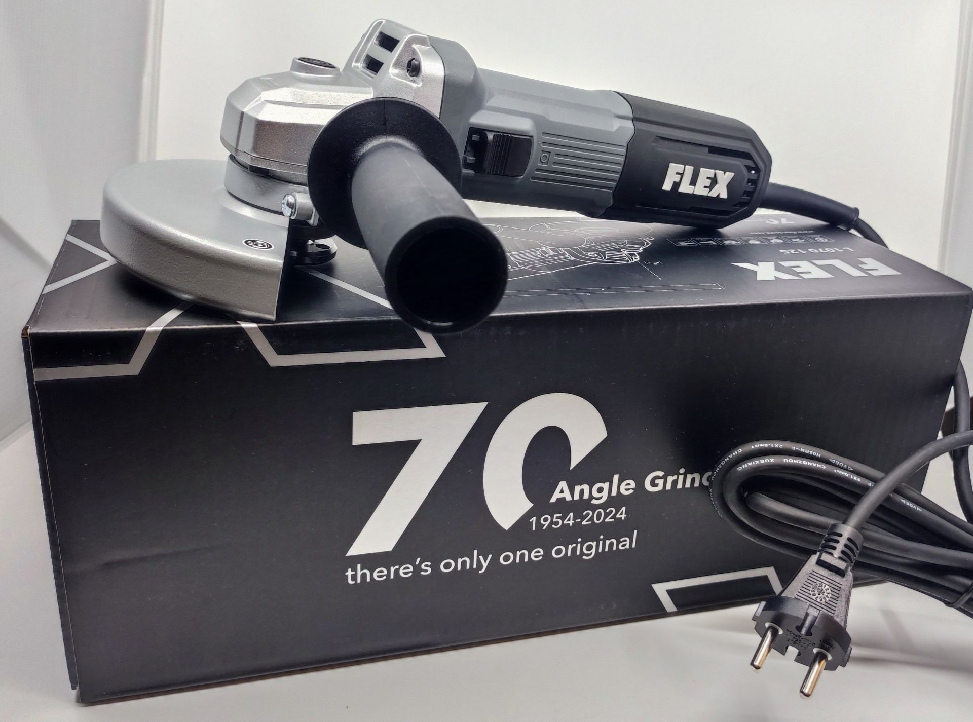 FLEX Winkelschleifer L1070 125 230/CEE (Karton) "70 Jahre Edition" | FL ...